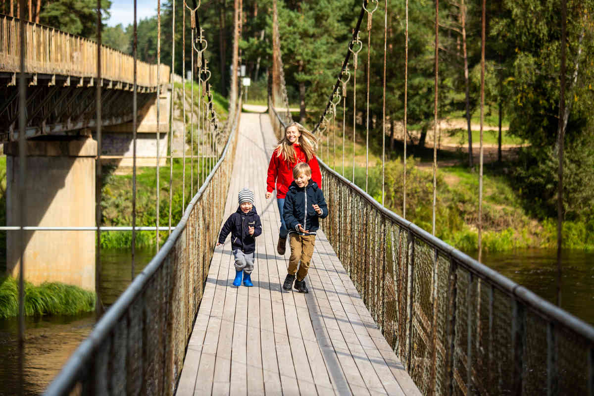 Long-distance trails crossing Cēsis Municipality » EnterGauja